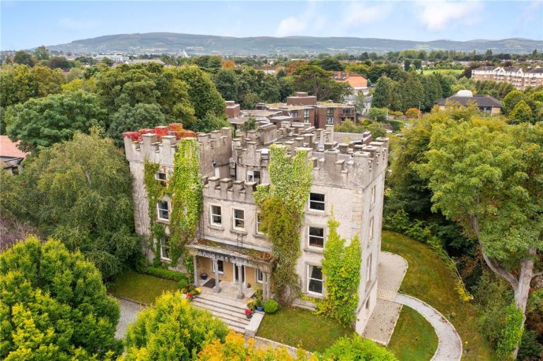 Clonskeagh Castle, Dublin – Irish Historic Houses