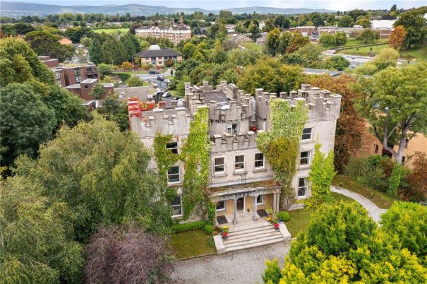 Clonskeagh Castle, Dublin – Irish Historic Houses