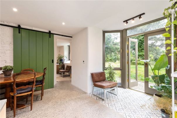 Clonskeagh Castle, Dublin – Irish Historic Houses