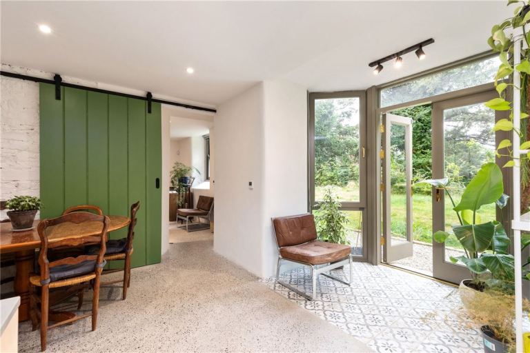 Clonskeagh Castle, Dublin – section 482 – Irish Historic Houses